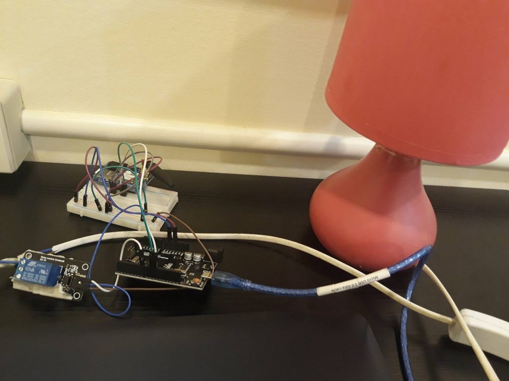 Wireless Lamp Control using SIM800C GSM Module, Arduino Uno and DC Rel ...